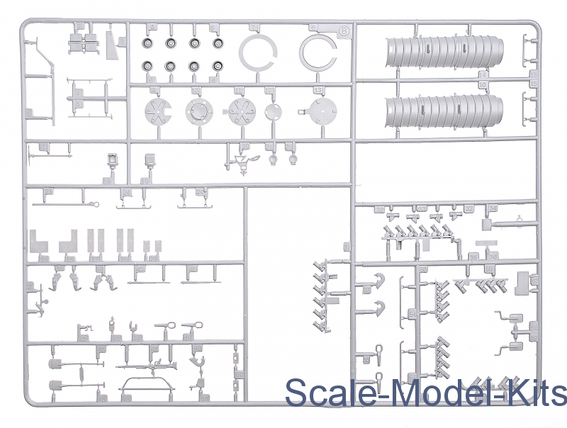 Hobby Boss - Danish Leopard 2A5DK Tank - plastic scale model kit in 1: ...