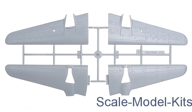 MPM Production - P-70 Nighthawk - plastic scale model kit in 1:72 scale ...